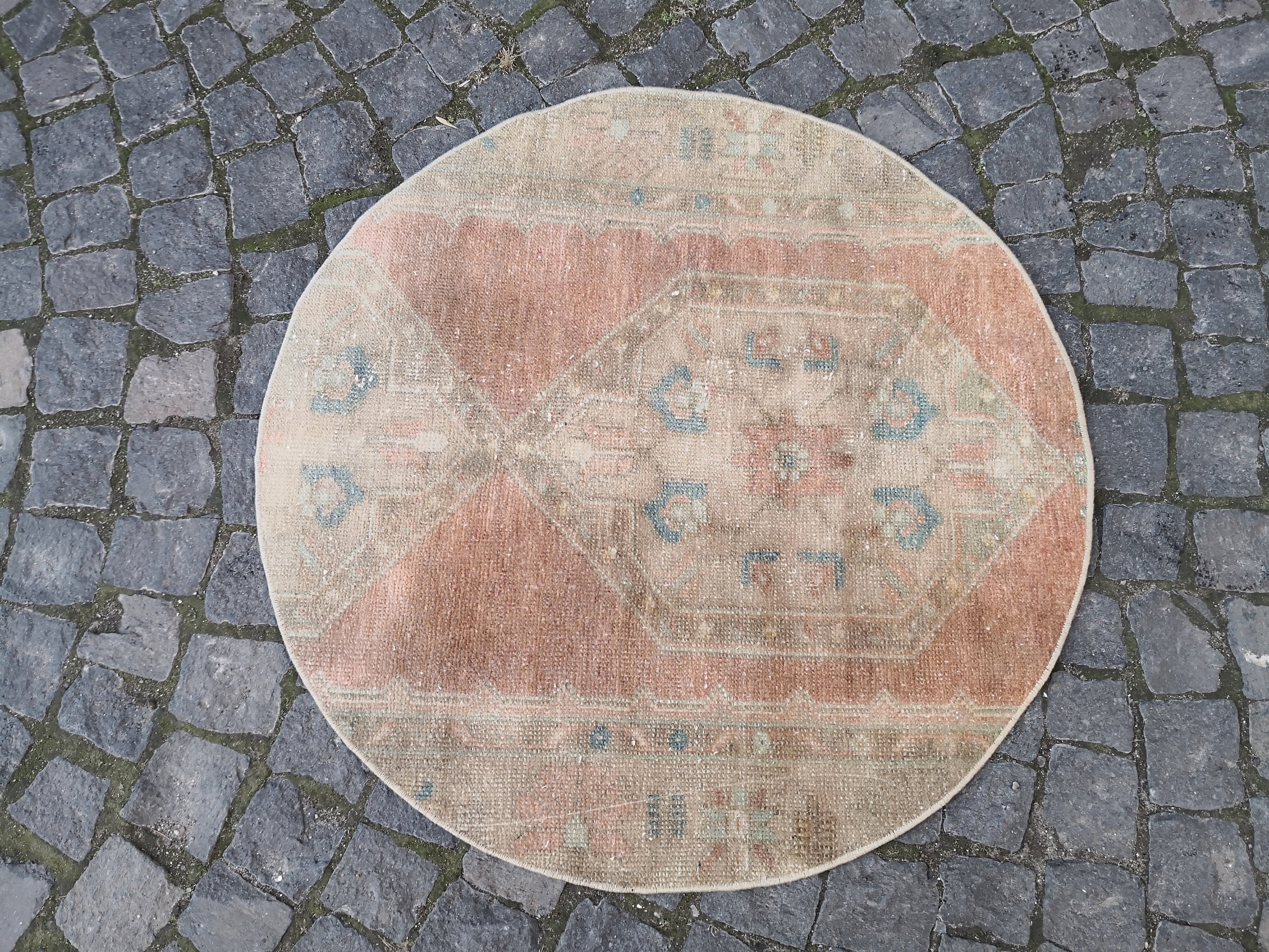 Round Anatolian Rug 36x36 Inches Turkish Vintage Rug Handmade - Etsy