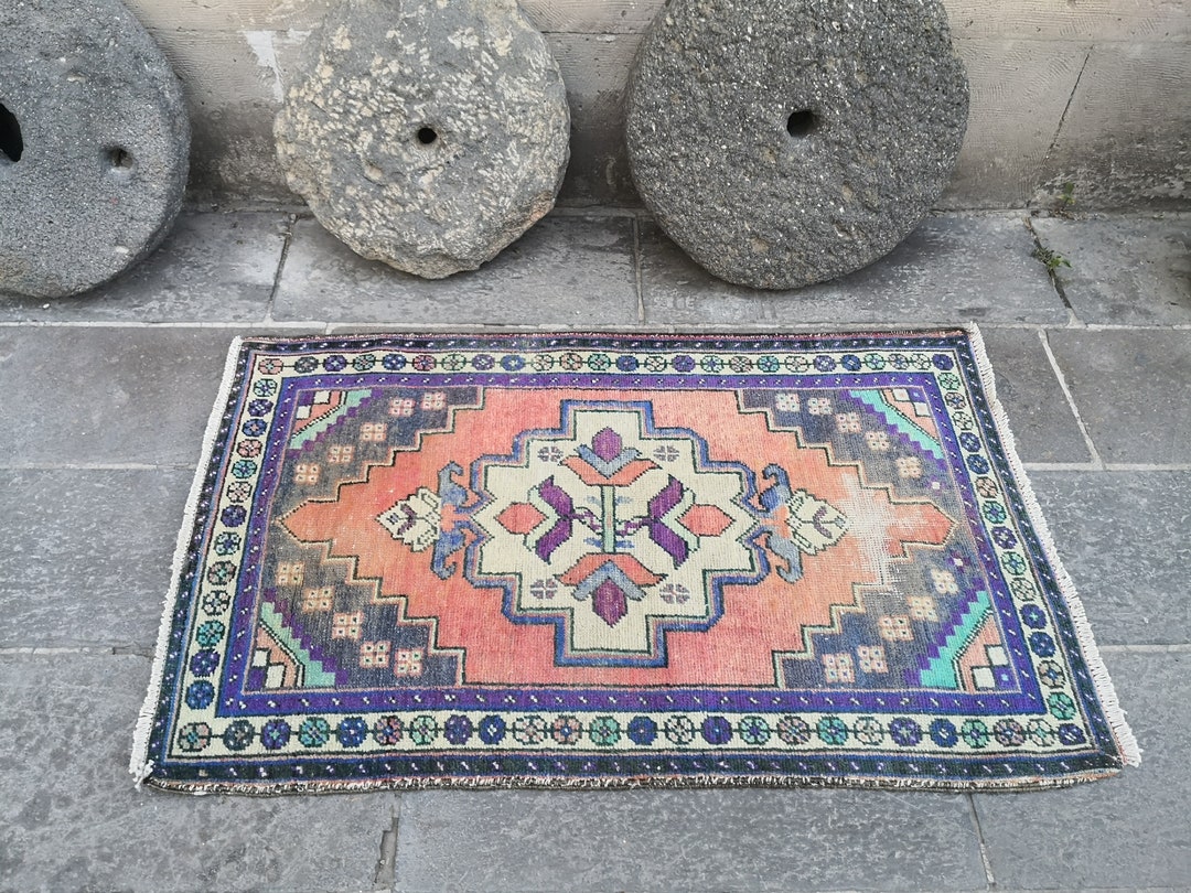 Vintage Small Rug 31x48 İnches Anatolian Vintage Rug Welcome Rug Entry ...