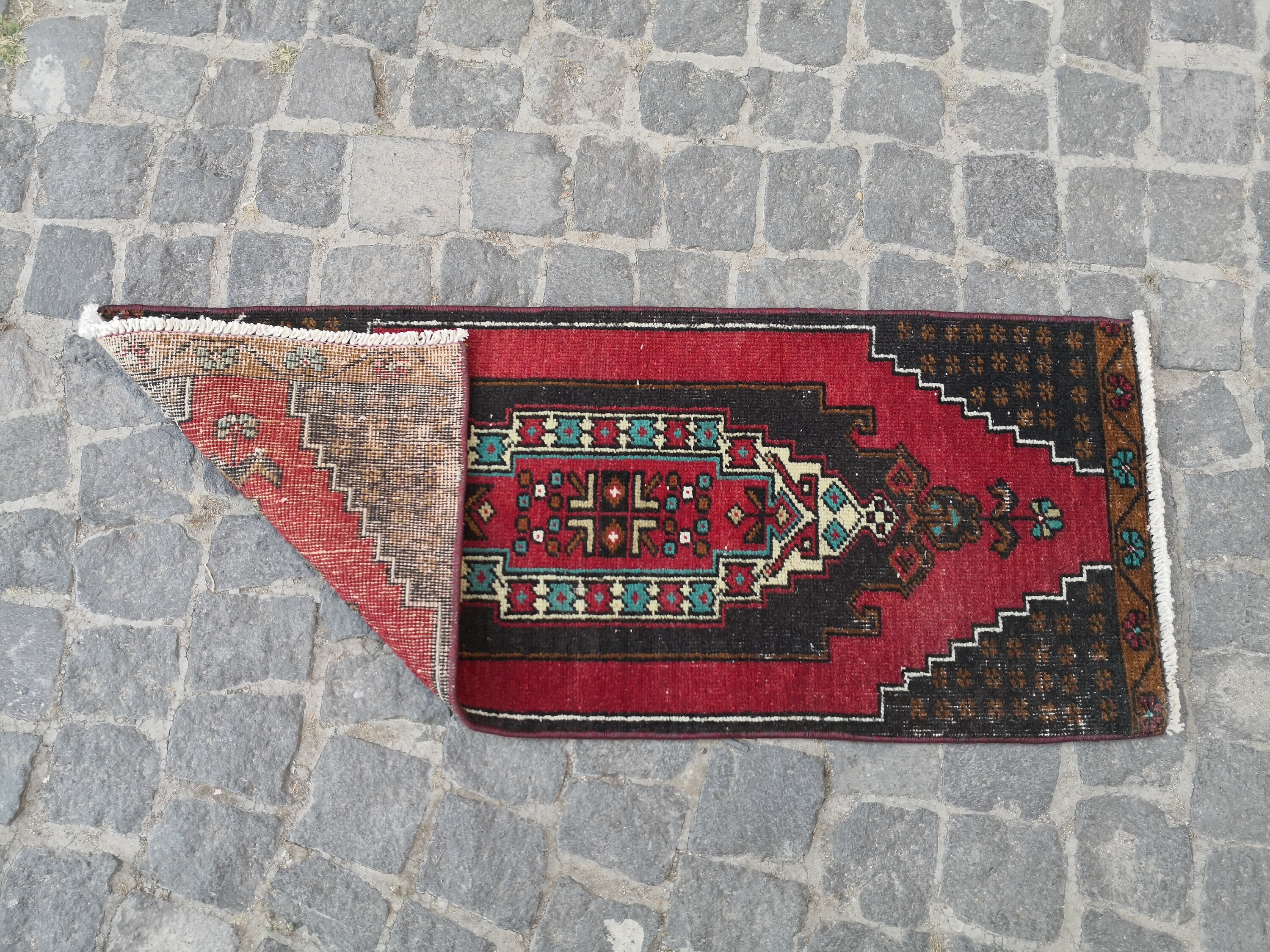 Small Turkish Rug 16x39 İnches Anatolian Vintage Rug Welcome | Etsy