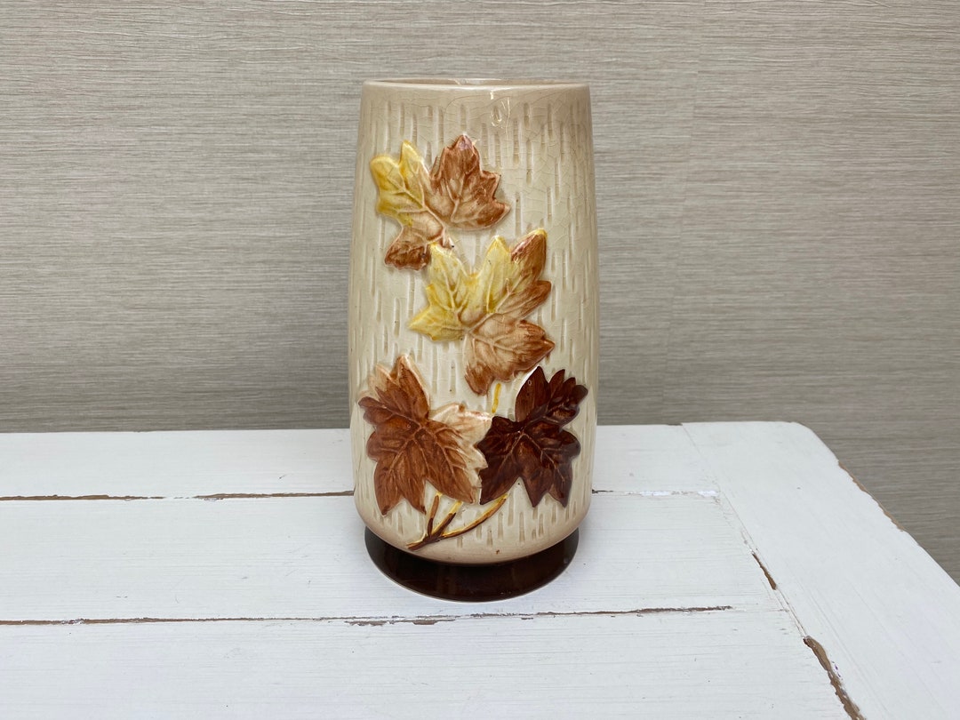 Sylvac Studio Pottery Vintage Maple Leaf Vase - 4011 - Some Crazing to ...