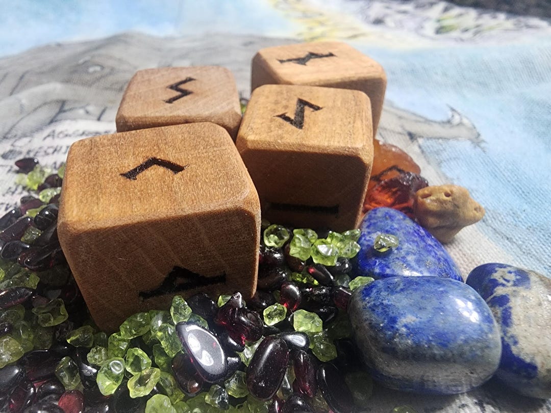 Cherry Wood Elder Futhark Rune Dice - Etsy