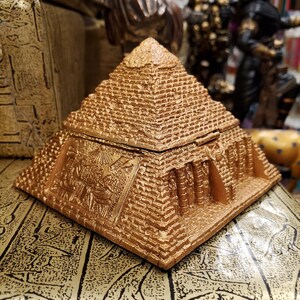 Vintage Pyramid Trinket Box - Ancient Egyptian Pyramid Jewelry Box ...