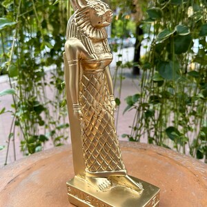 Sekhmet Statue - Ancient Egyptian Lion Goddess Sachmis - Warrior ...