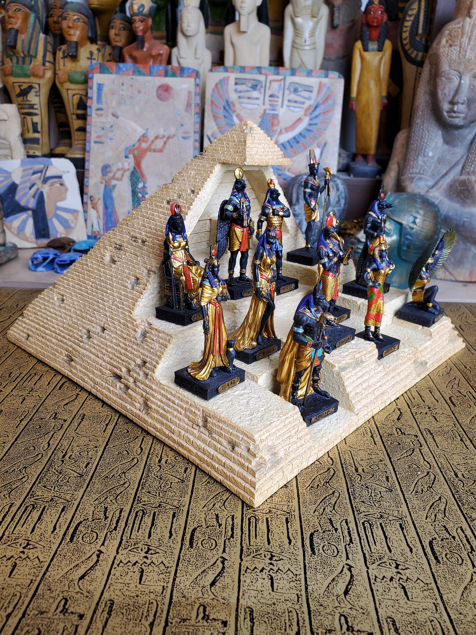 Vintage Isis Mini Statue Small Hand-painted Ancient Egyptian Goddess ...