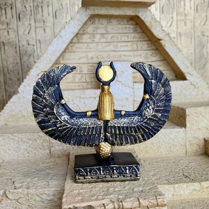 Vintage Isis Mini Statue - Ancient Egyptian Goddess Isis Altar Statue ...