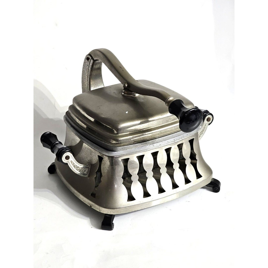 ART DECO CHROME Toaster Star Rite Sandwich Toaster Bakelite Handles the ...