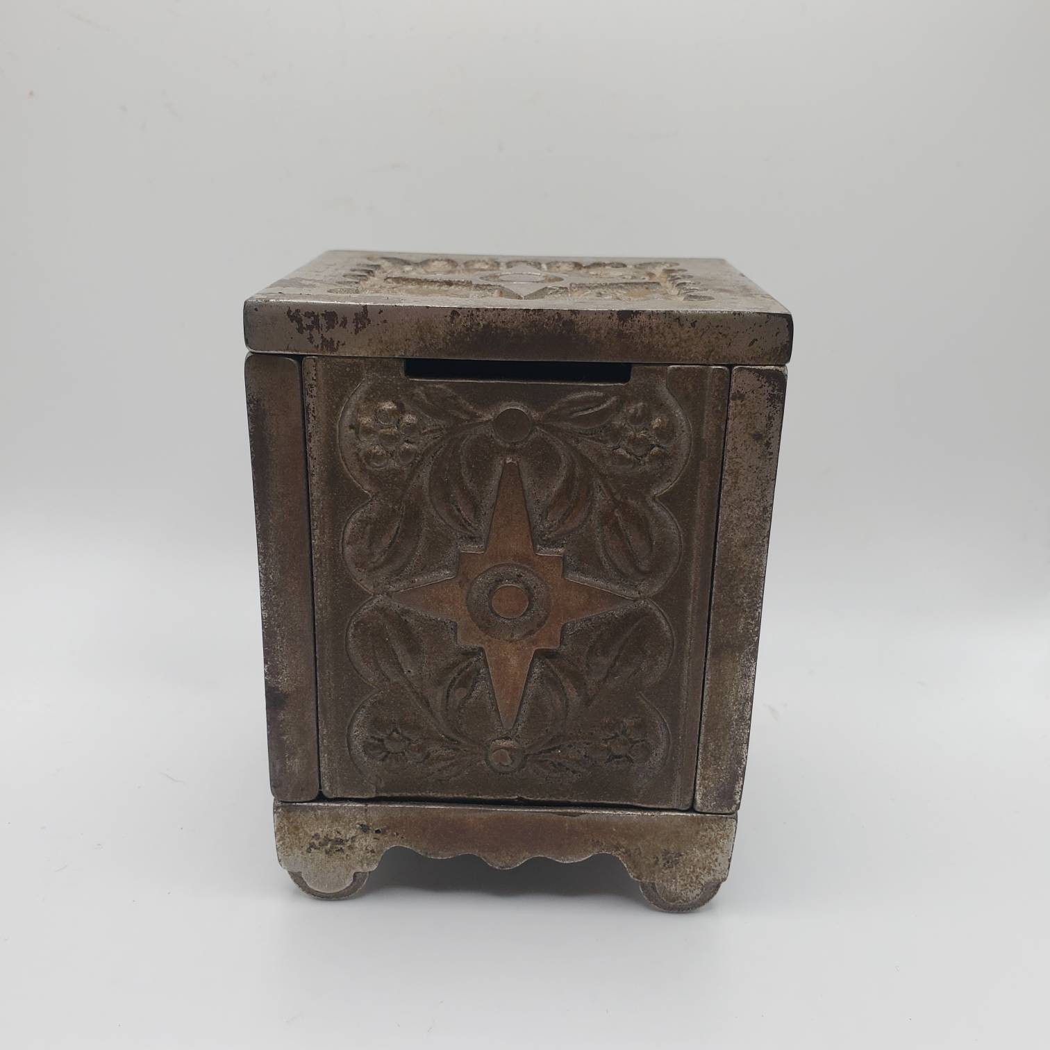 VINTAGE COIN BANK J E Stevens Co U.s.ca Key Lock Safe No 50 - Etsy