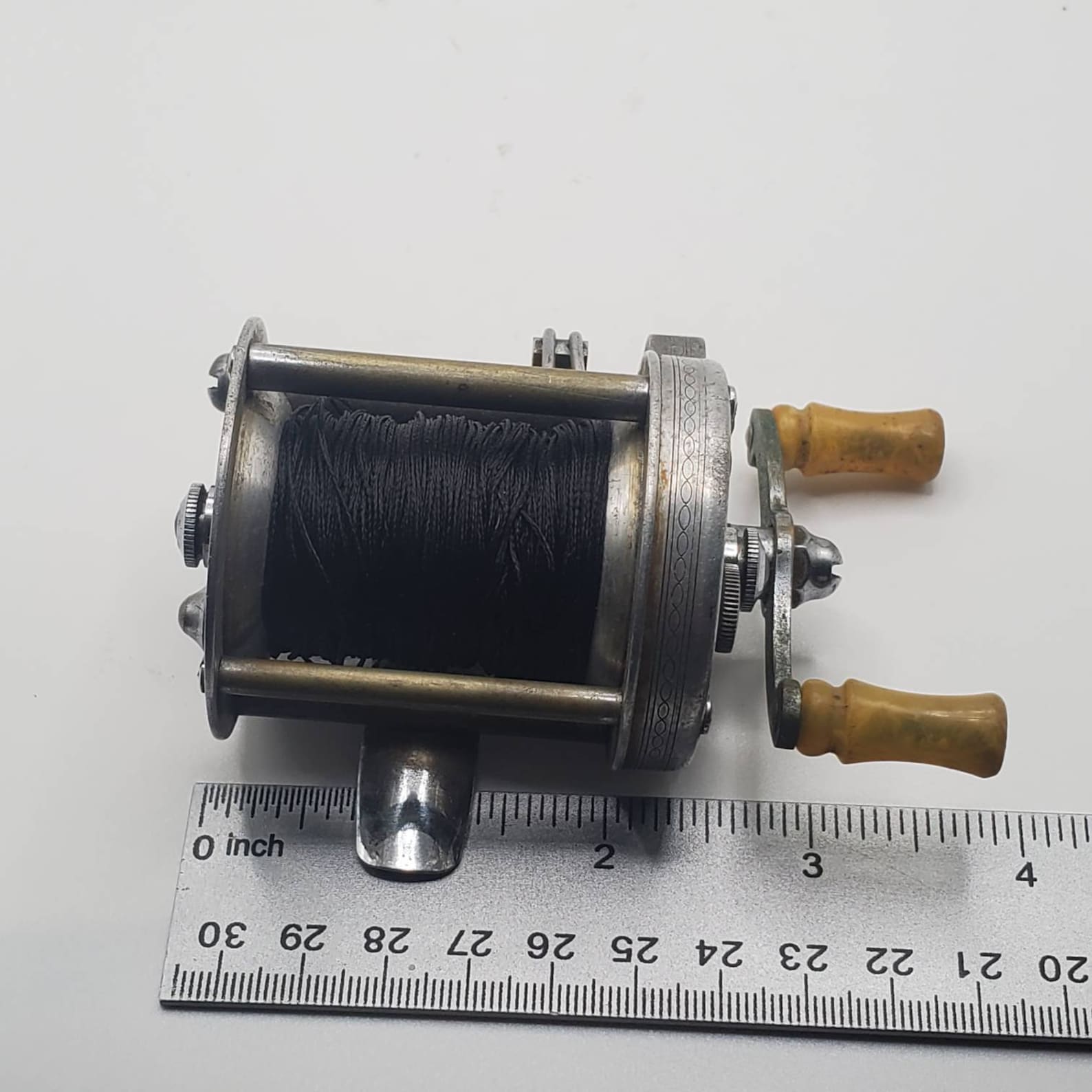 VINTAGE PFLUEGER NOBBY No. 1963 Chrome Fishing Reel Yellow - Etsy