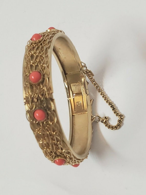 VINTAGE KRAMER Of NEW York Gold Tone Bracelet Designe… - Gem