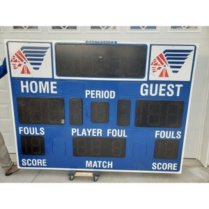15 Ft DAKTRONICS Basketball SCOREBOARD Complete System With 2 Stat ...