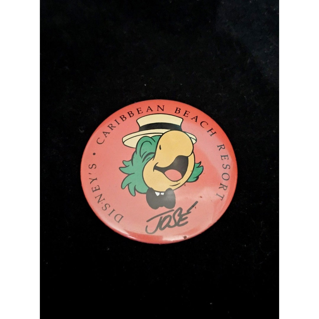 ANTIQUE DISNEY CARIBBEAN Beach Resort Jose' Parrot Push Back Button Pin ...