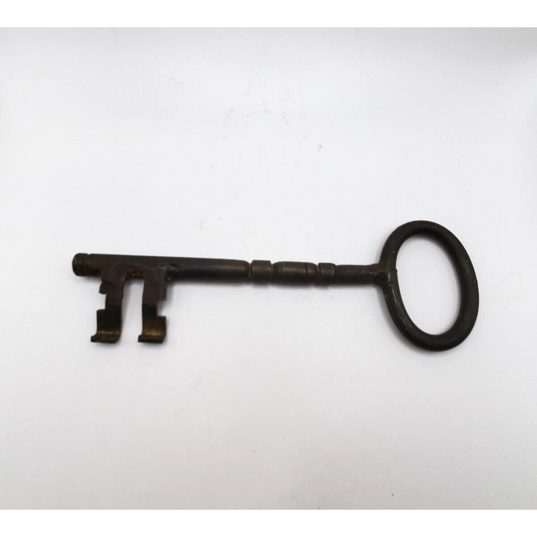 RARE LARGE KEY 17TH-19TH Century Castle Key Jail House Key Church Door ...