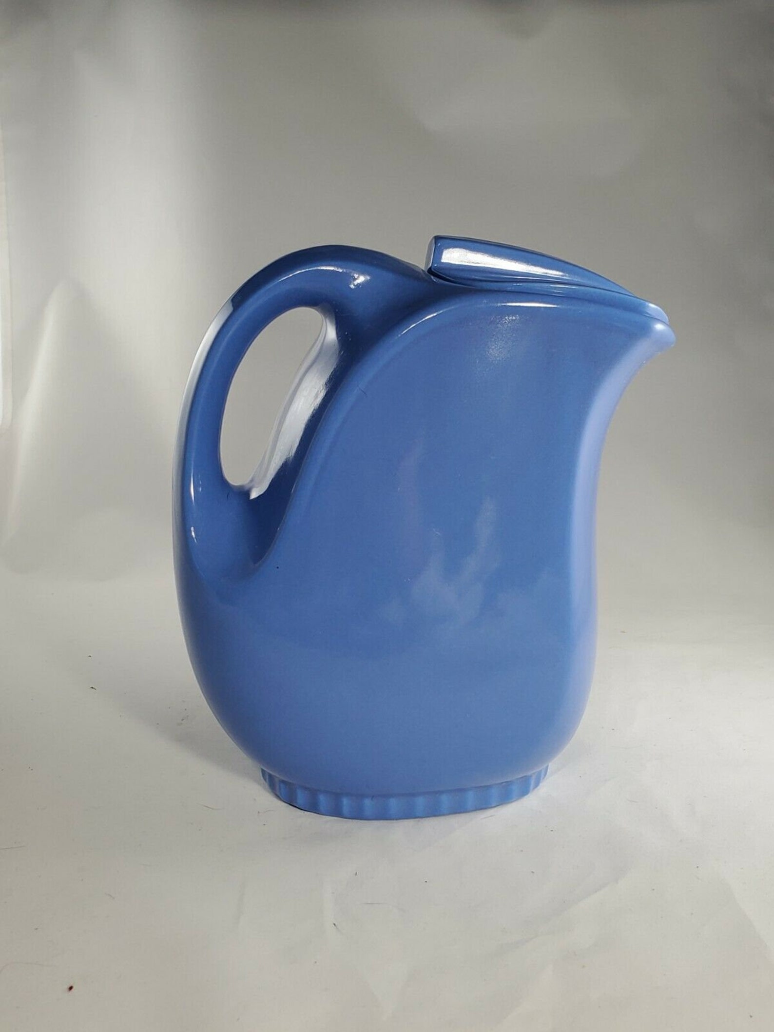 VINTAGE HALL WATER Pitcher Periwinkle Blue Large Refrigerator Carafe ...