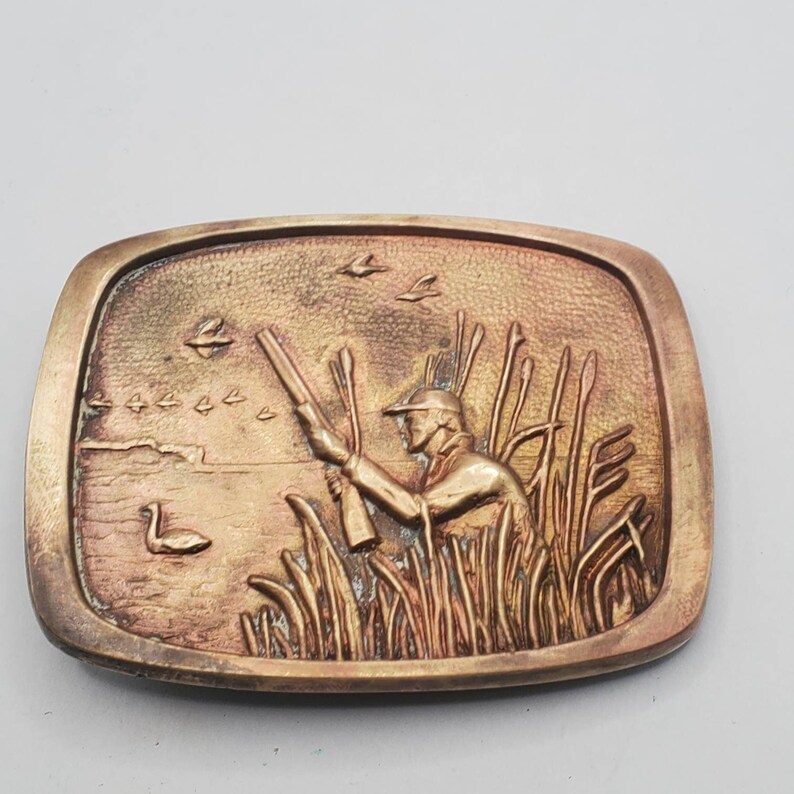 VINTAGE DUCK HUNTING Brass Belt Buckle 3D Hunter Riffle Signed - Etsy