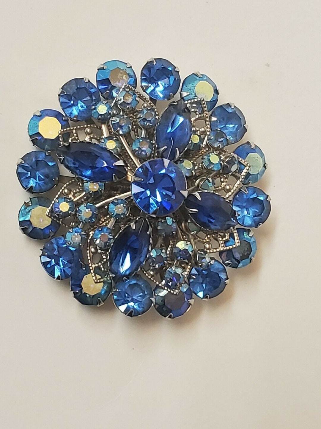 VINTAGE BLUE RHINESTONES Brooch Pin Antique Collectible Estate Wedding ...