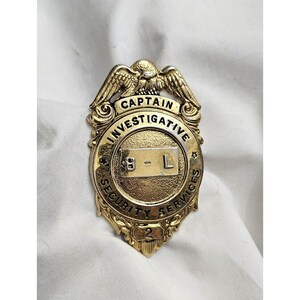 ANTIQUE CAPTAIN INVESTIGATIVE Security Services B-L Badge #2 ...