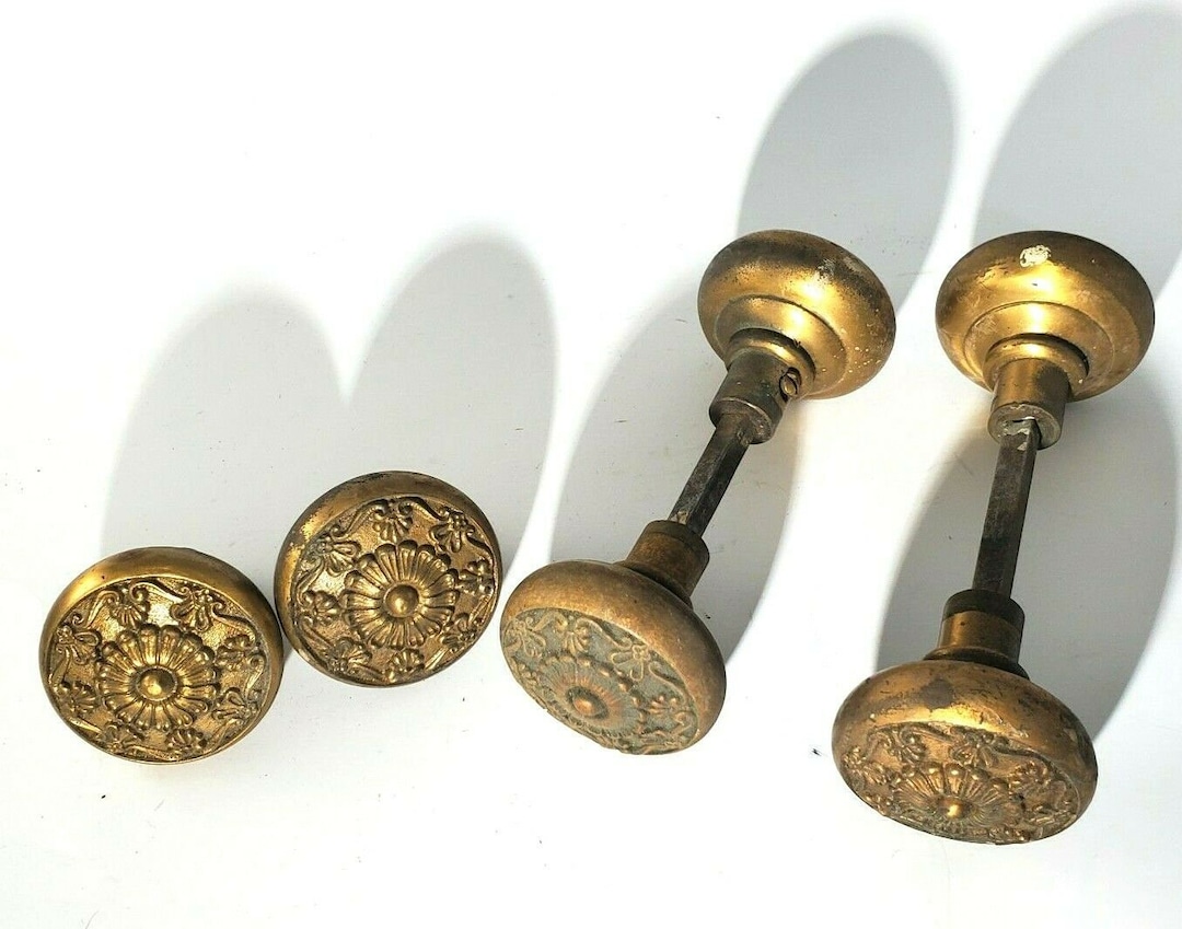 VINTAGE VICTORIAN BRASS Door Knobs 3 Pairs Collectible Architectural ...