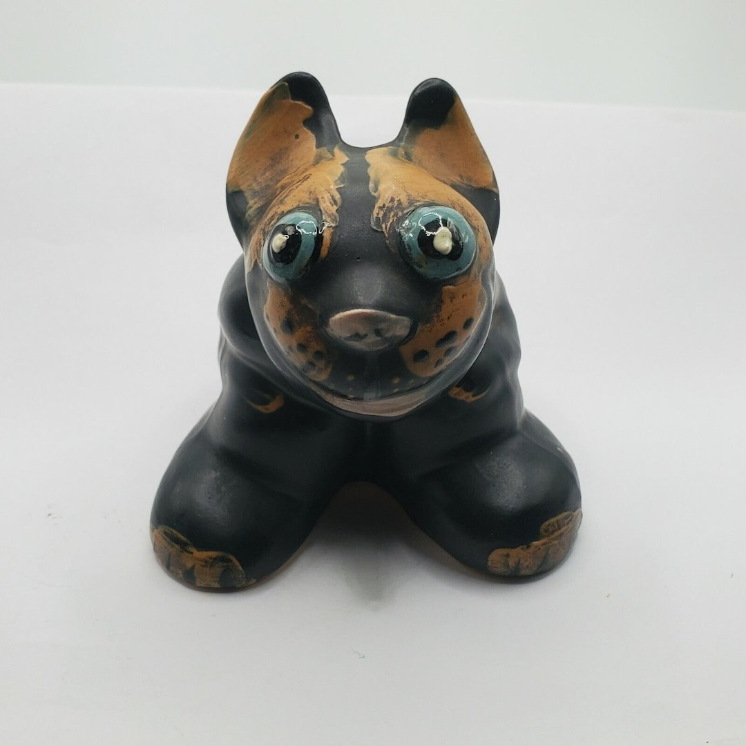 VINTAGE WELLER POTTERY Pop-eyed Dog Figurine Ceramic Signed Collectible ...