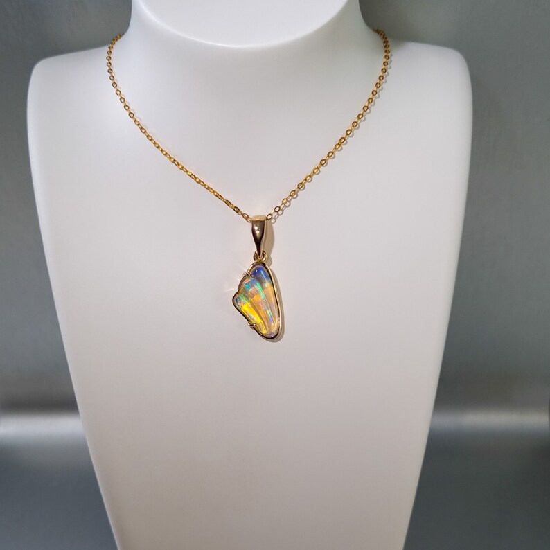 Solid Carved Opal Gold Pendant - Etsy