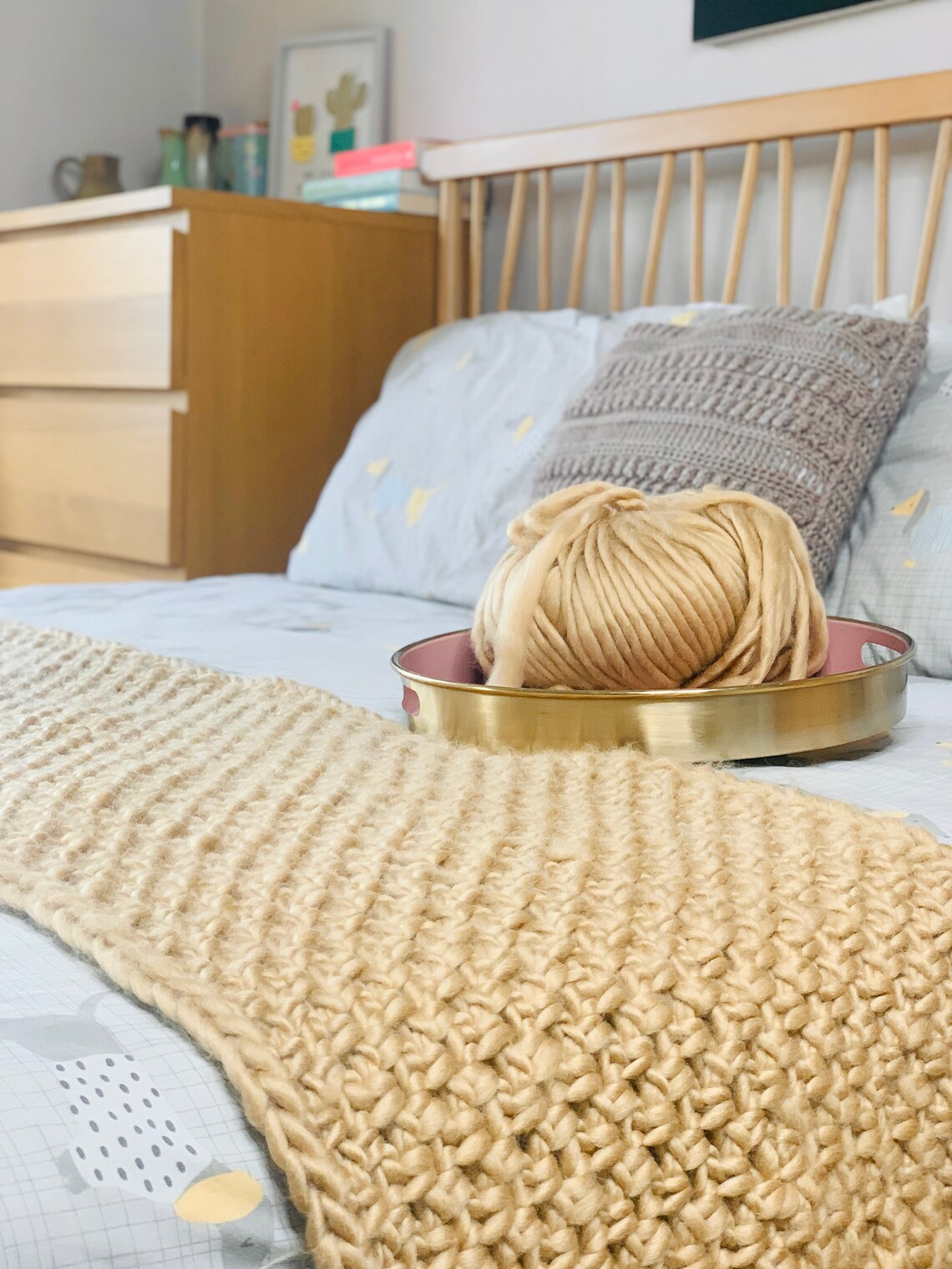 Crochet Bed Runner Pattern for Beginners Uses Super Bulky Yarn - Etsy