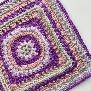 Textured 12 Crochet Granny Square Pattern With Video Tutorial - Etsy