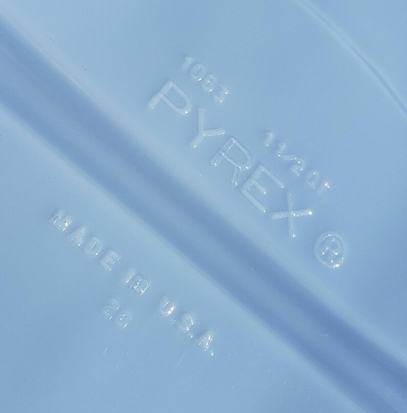 Delphite Pyrex Casserole Bluebelle Divided Serving Bowl - Etsy