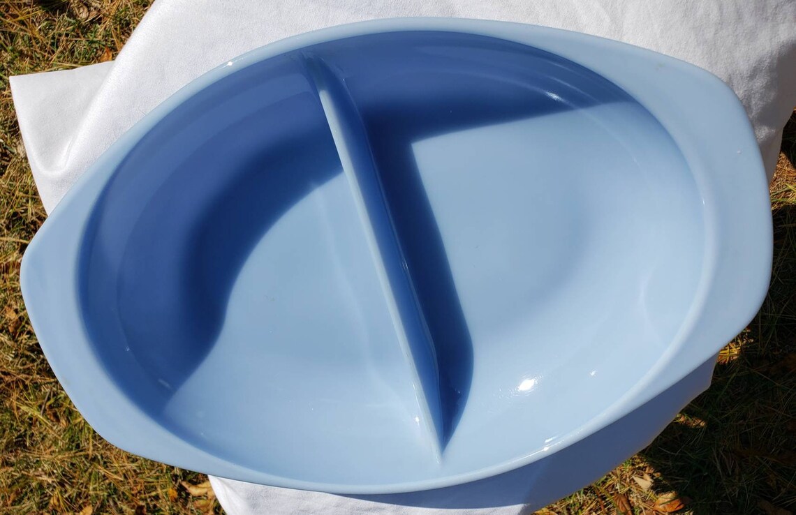 Delphite Pyrex Casserole Bluebelle Divided Serving Bowl | Etsy