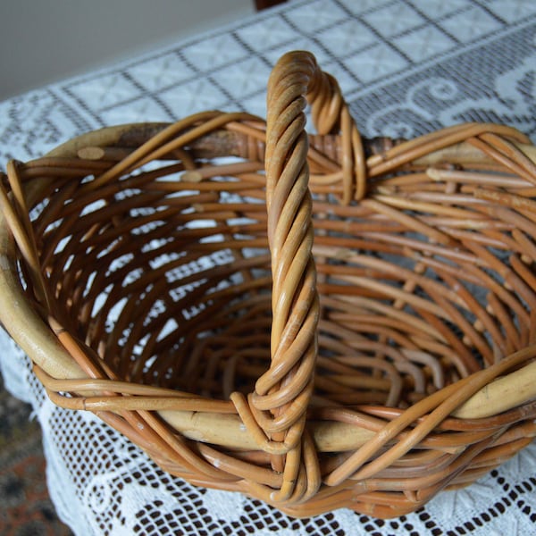 Willow Basket - Etsy