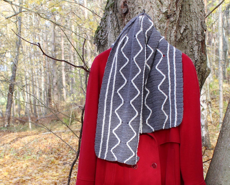 Crochet Pattern for Zigzag Two-tone Scarf With Surface Design - Etsy