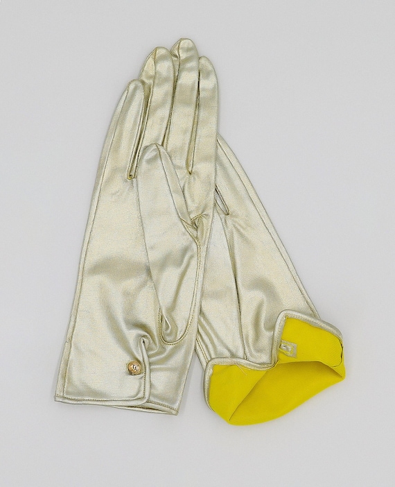 deadstock metallic gold wrist gloves, size xs gloves,… - Gem