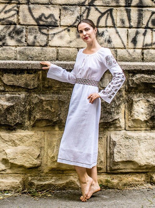 Dress With Traditional Romanian Embroidery - Etsy