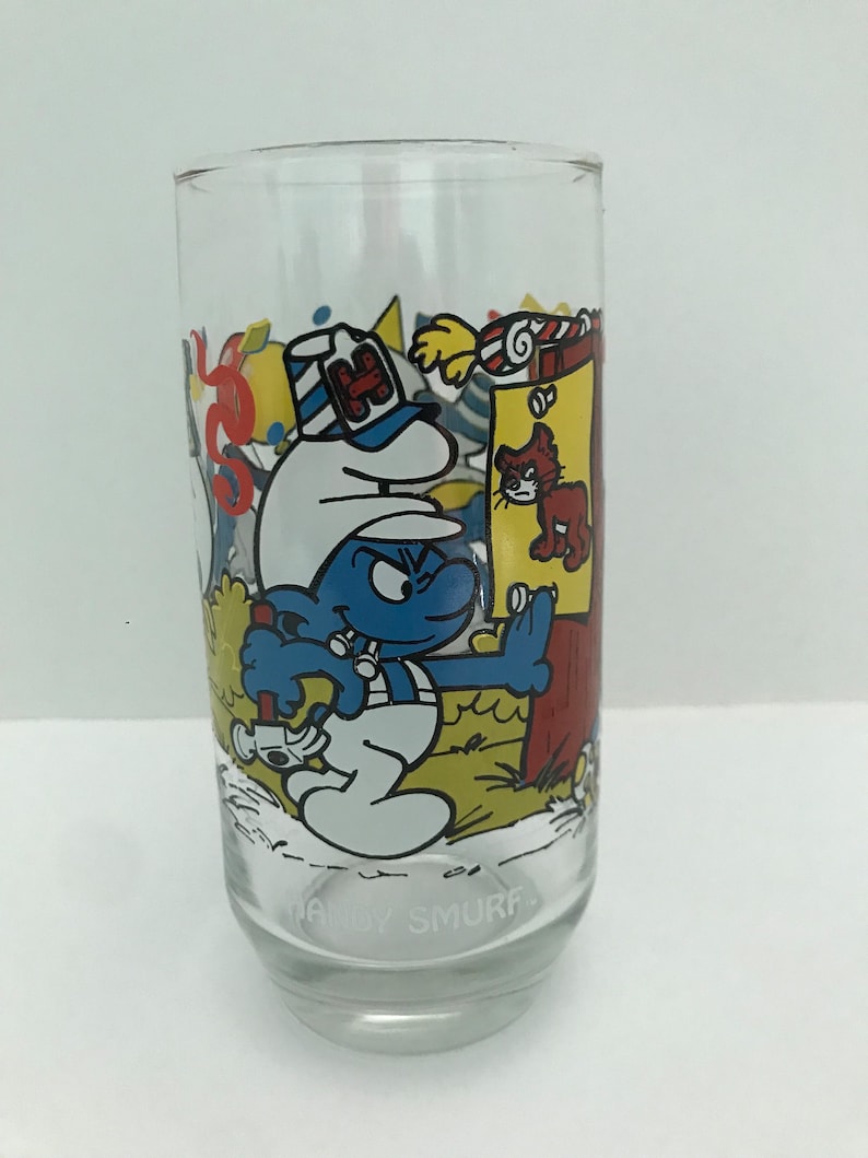 Vintage 1983 Peyo Smurfs Handy Smurf Drinking Glass - Etsy