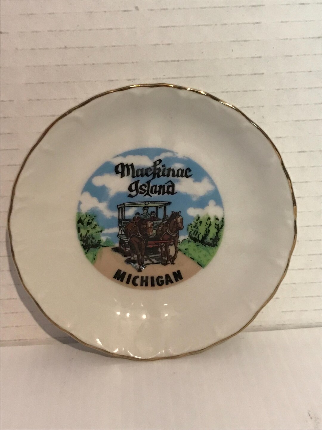 Vintage Gold Trimmed Mackinac Island Michigan Souvenir Porcelain ...