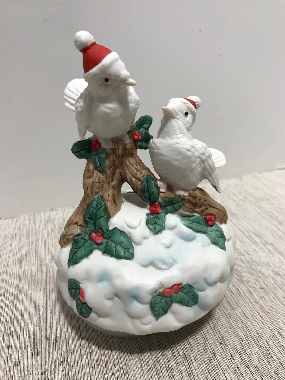 Vintage Christmas Doves Music Box: Plays Deck the Halls - Etsy