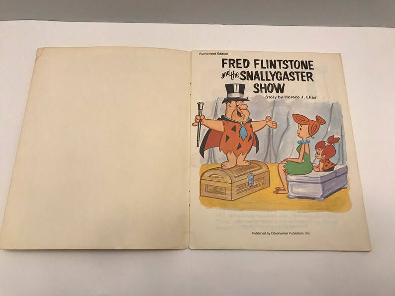 Vintage 1972 Fred Flintstone and the Snallygaster Show Paperback ...
