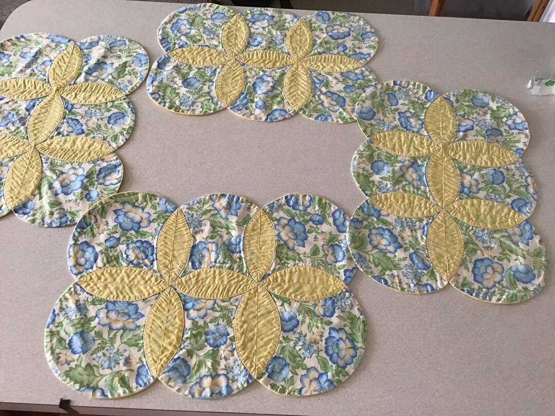 Vintage Japanese Placemats. Set of 4 Yellow and Floral. Table Decor and ...