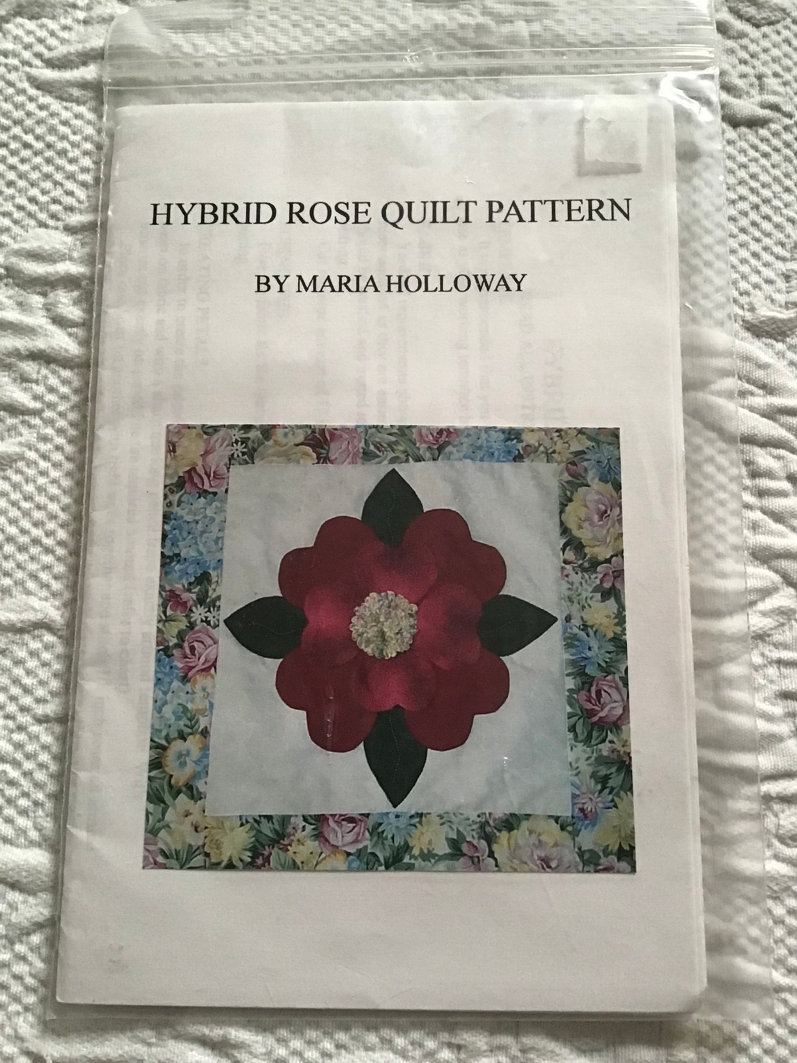 Vintage Hybrid Rose Appliqué Quilt Pattern by Maria Holloway - Etsy