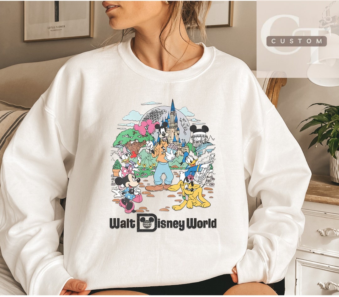 Disney World Retro Sweatshirt Classic Walt Disney Mickey Pullover Goofy ...
