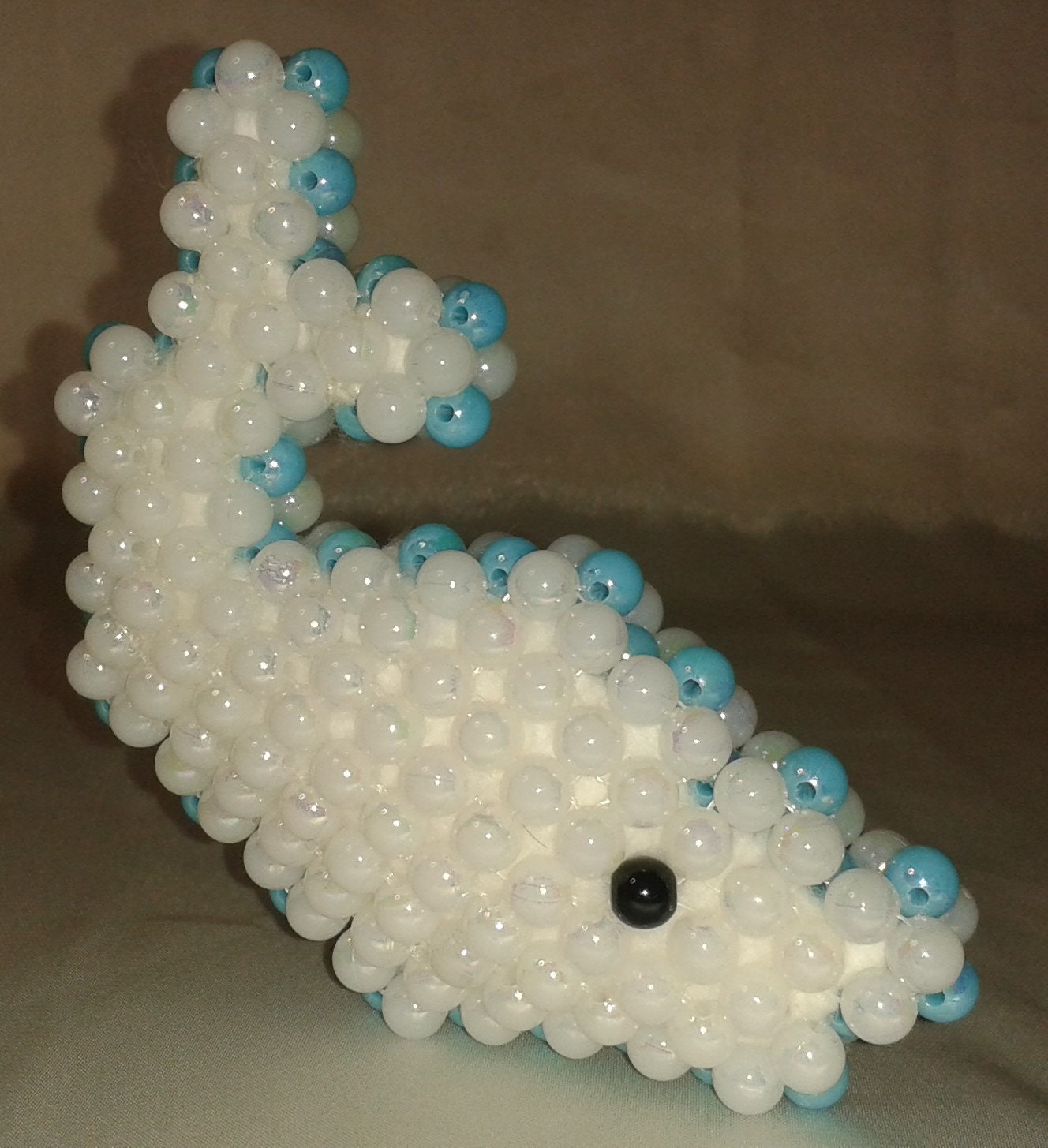 White Beaded Whale 4 Types: Red Trim/ Blue Trim/ No Trim With - Etsy