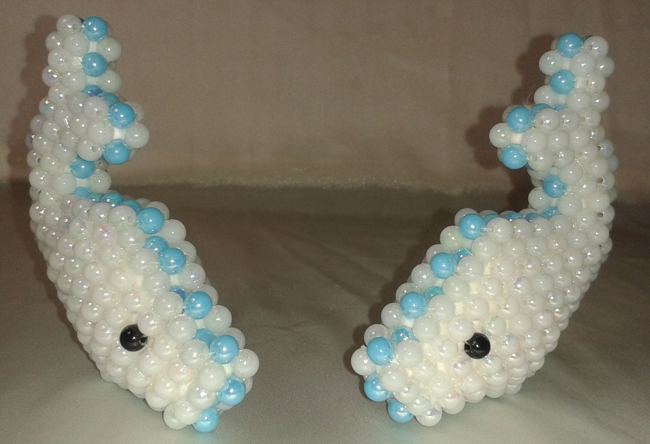 White Beaded Whale 4 Types: Red Trim/ Blue Trim/ No Trim With - Etsy