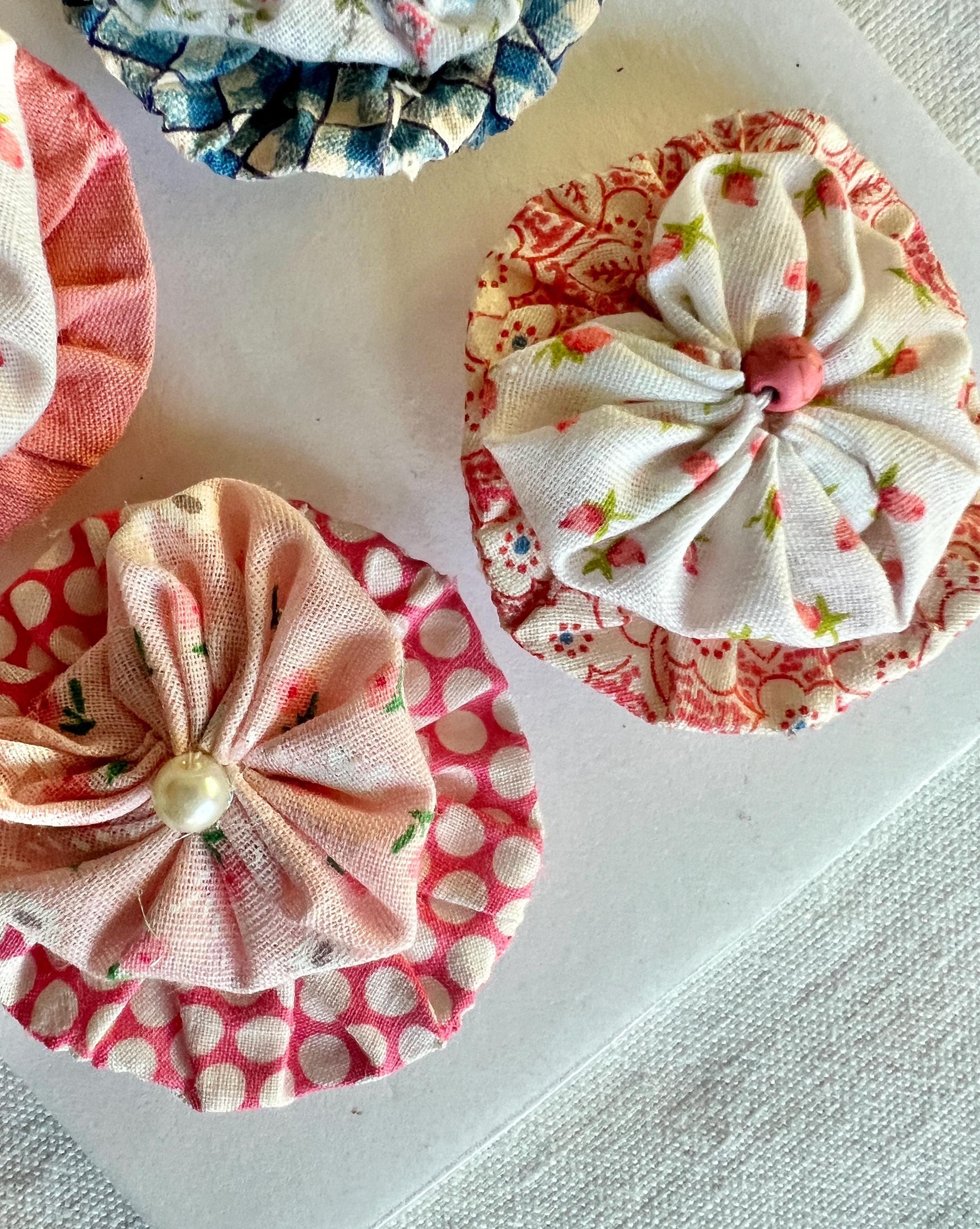 Set of Four Vintage Heart Yo Yo Magnets, Repurposed Yo Yos ...