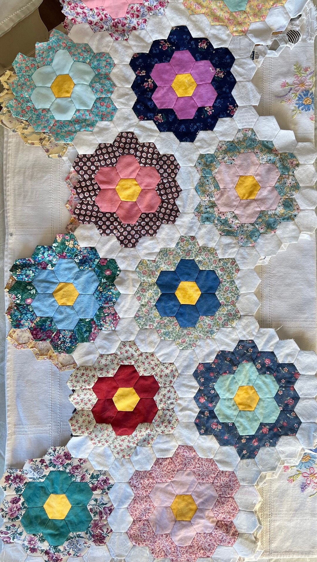 Lot of 38 Small Vintage Grandmother's Flower Garden Quilt Blocks, EPP ...