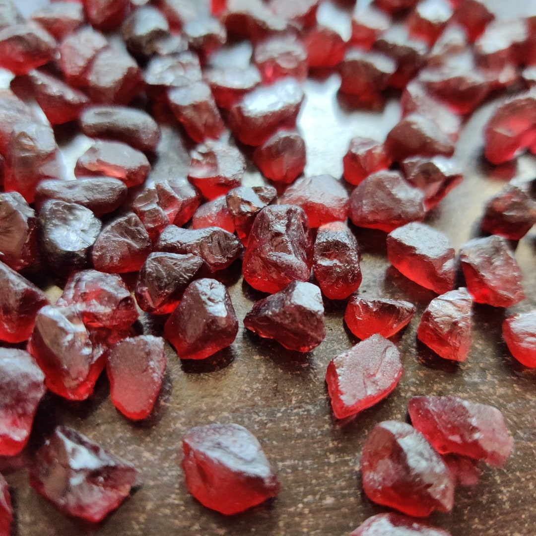 10 Pieces Natural Red Garnet Raw/red Garnet Rough/garnet Gemstone Rough ...