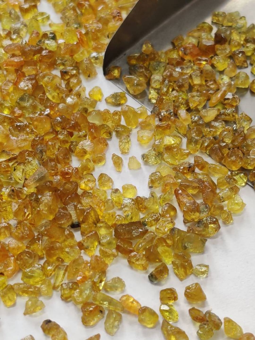 50 Pieces Untreated Yellow Sapphire Rough Stone ~yellow Sapphire Raw ...
