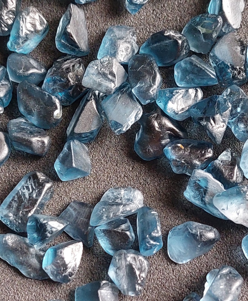 Natural London Blue Topaz Raw Gemstone: Rough Crystal (6-11 MM ...