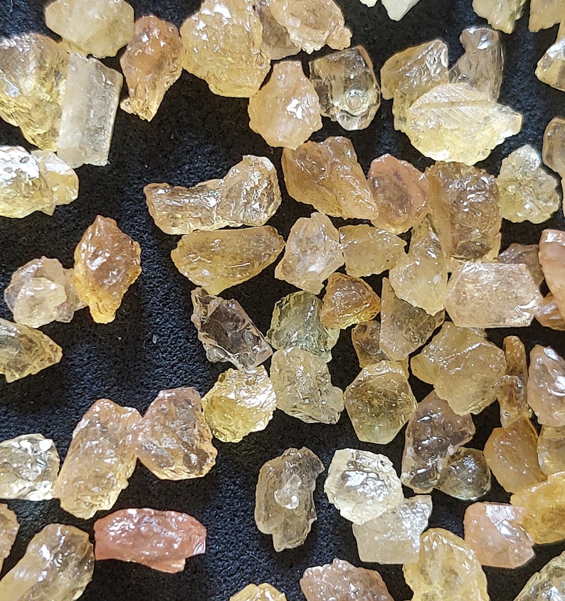 30 Pieces Natural Yellow Sapphire Raw Material/yellow Sapphire Rough ...