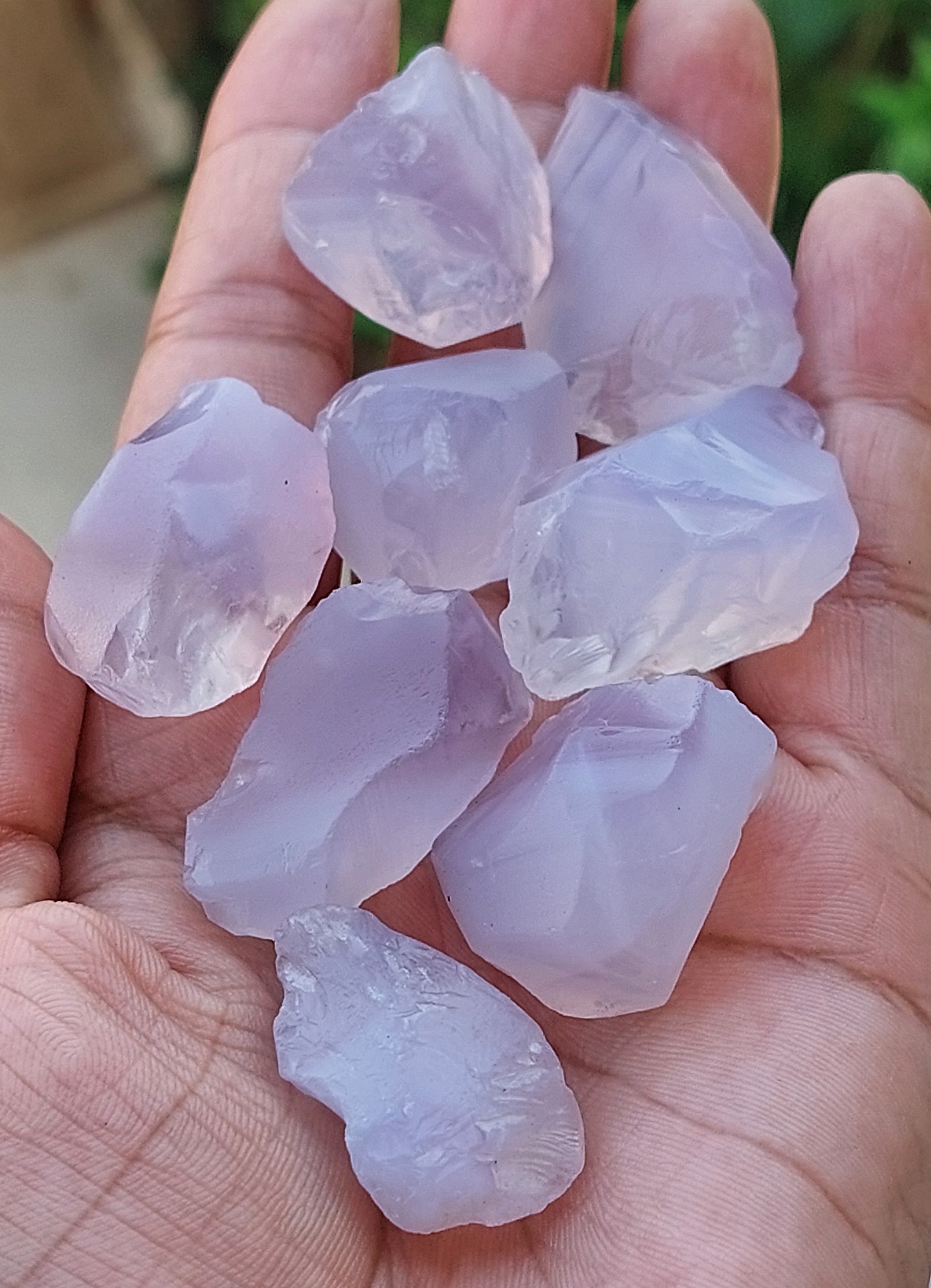 Large Raw Lavender Quartz: Girasol Gemstone (24-40mm)/lq-05 - Etsy