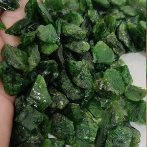 Raw Natural Green Chrome Diopside/green Chrome Diopside - Etsy