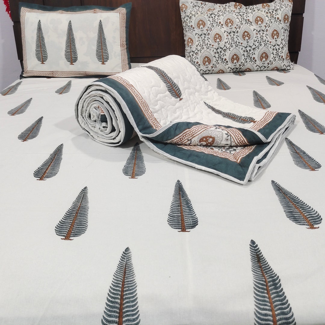 Indian Block Print Bedding Set (1 PCS Bed Sheet / 2 Pillow and 1 Quilt ...
