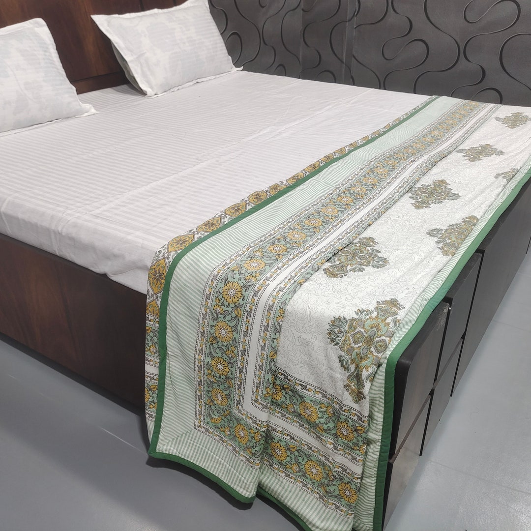 Green Juhi Reversible Cotton Summer Quilt/ Dohar Falsa Leaf - Etsy